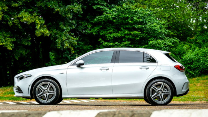 Top 5: Best Compact Cars for Golfers